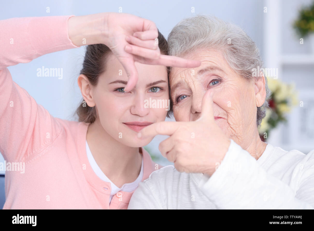 Grandmother granddaughter taking selfie photo hi-res stock photography and images - Alamy