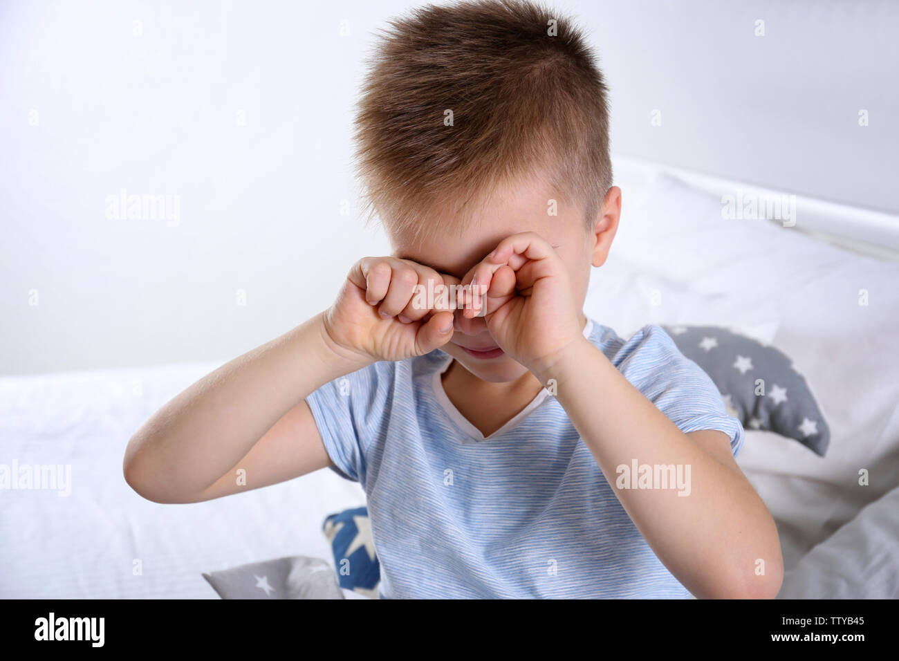 Sleepy childcare hi-res stock photography and images - Alamy