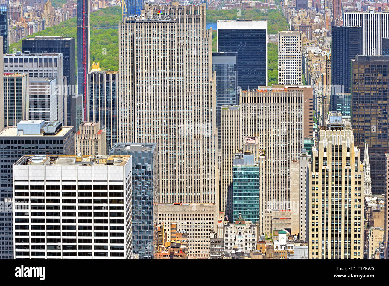 Rockefeller Center, large complex consisting of 19 commercial buildings ...