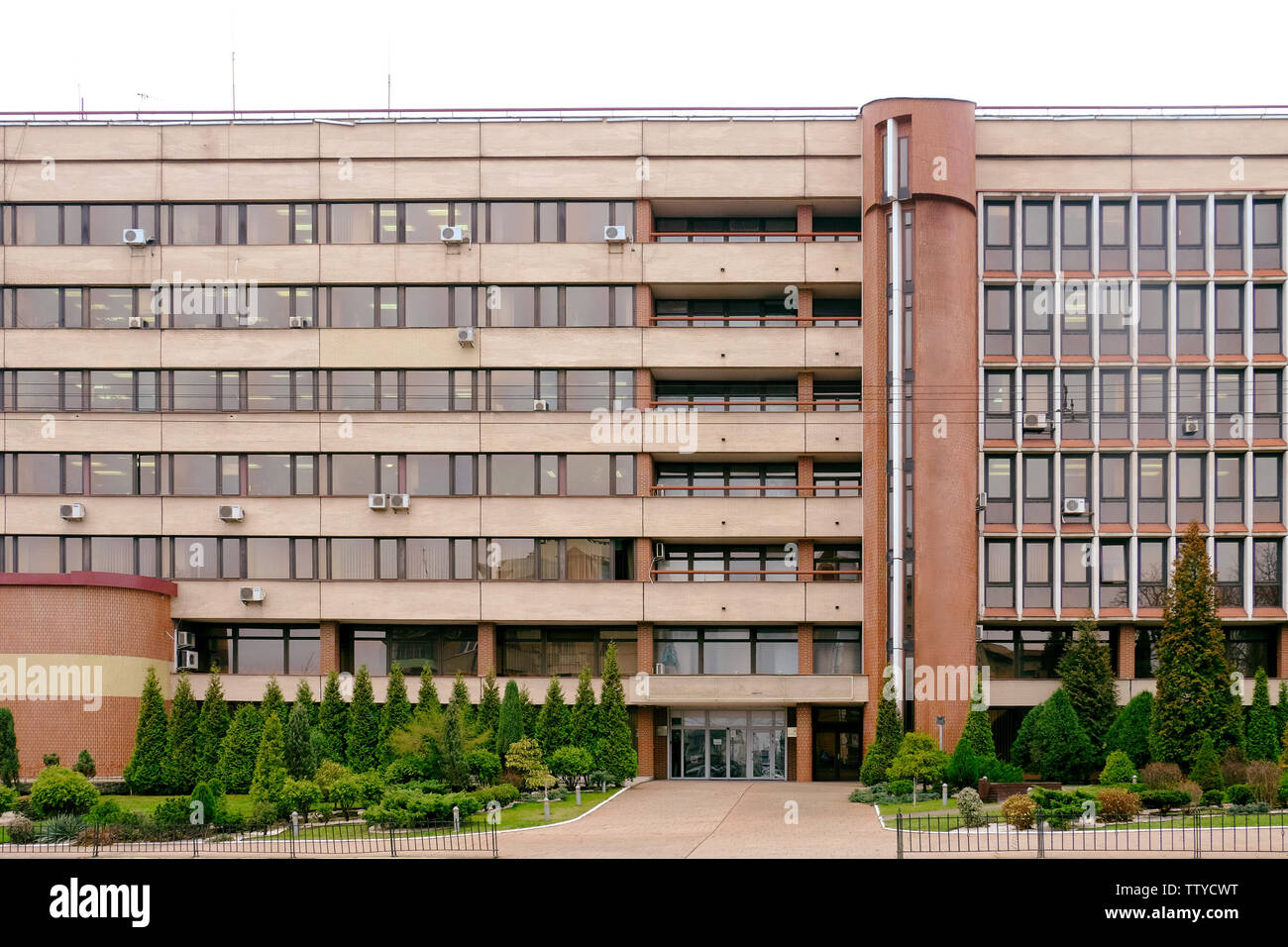 Big office building Stock Photo - Alamy