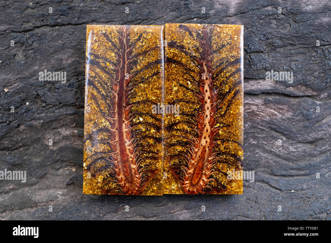 Gold casting grain hi-res stock photography and images - Alamy