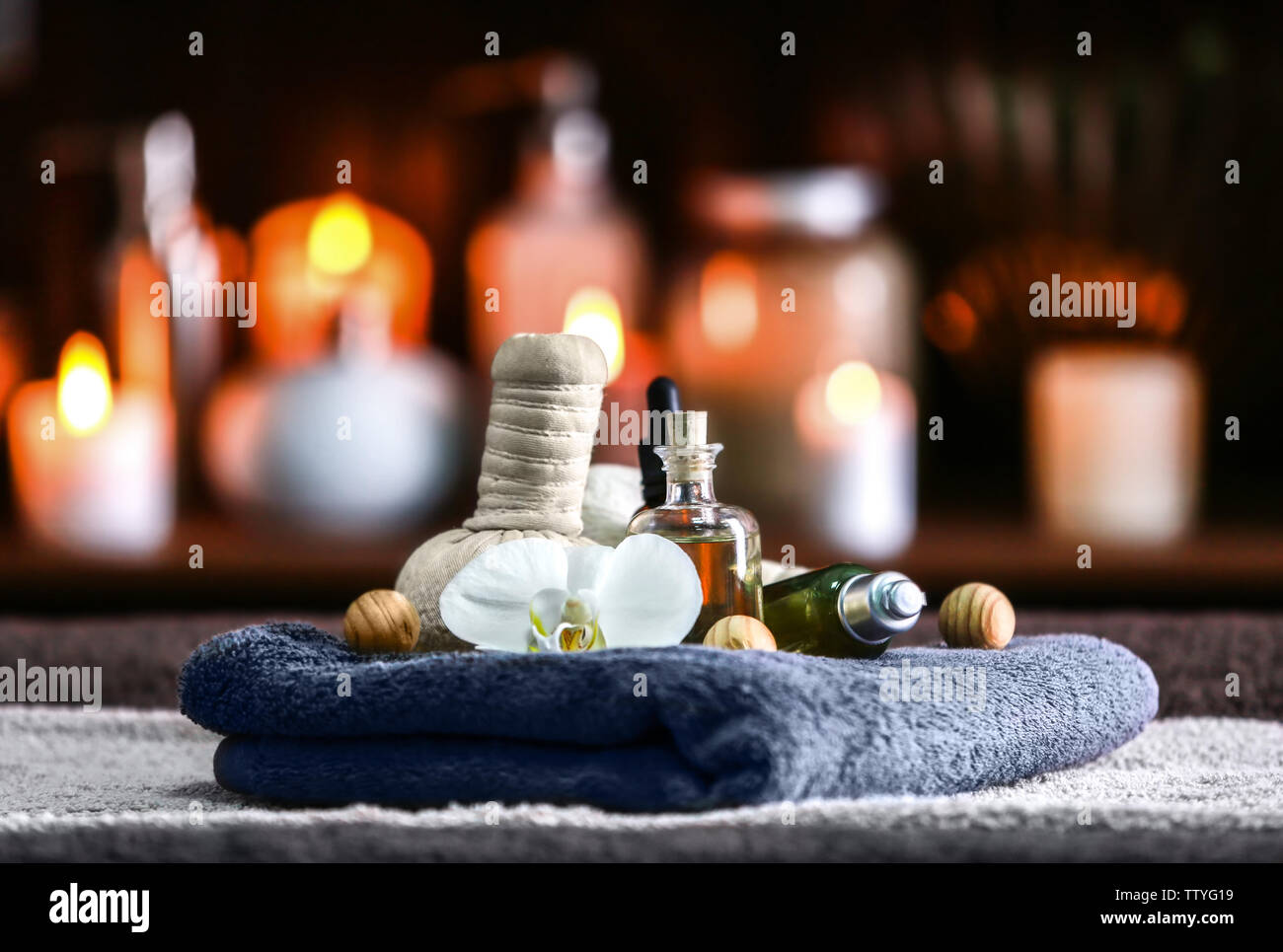Set spa procedure towel hi-res stock photography and images - Alamy