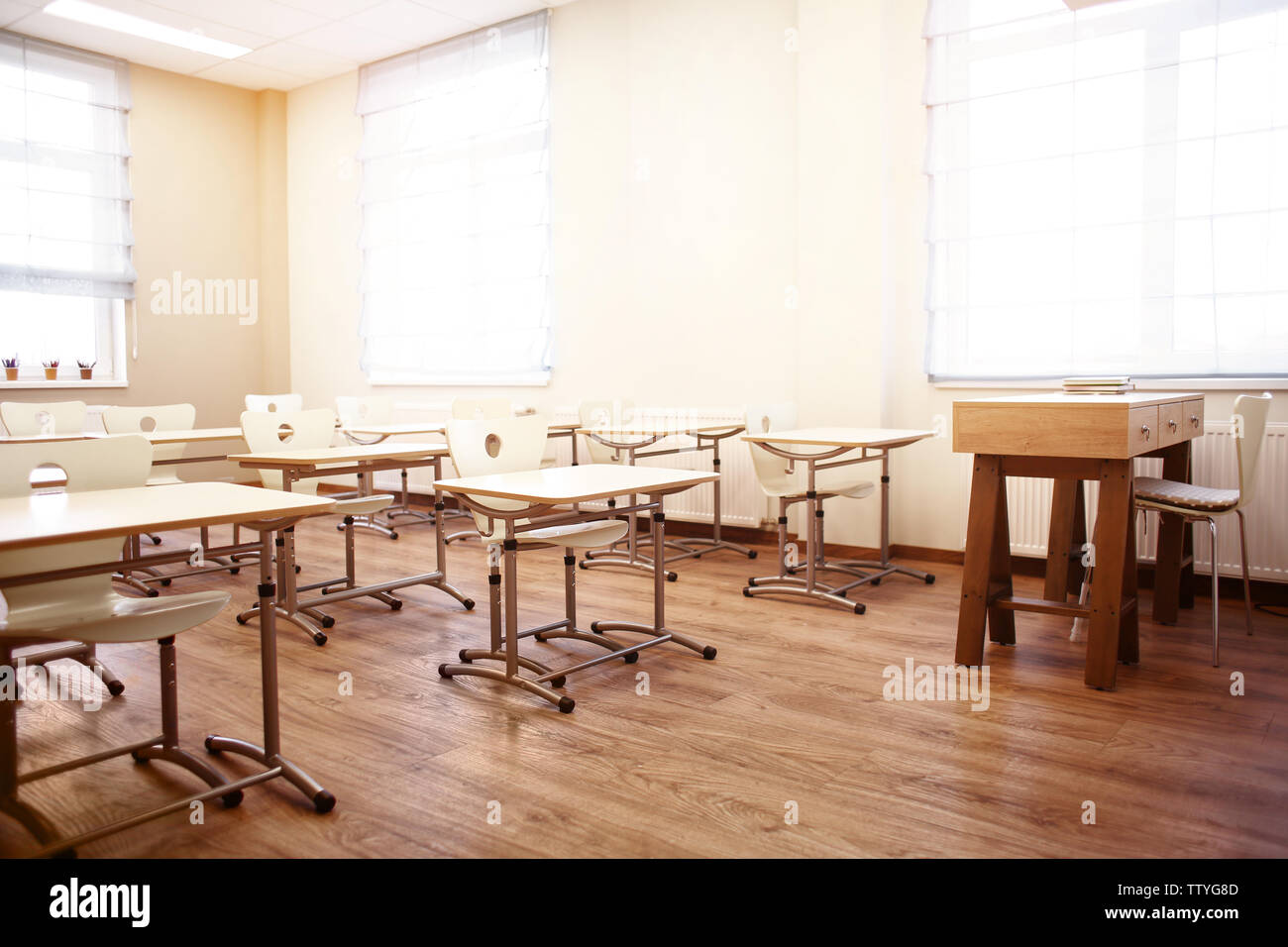 Empty classroom with chairs and desks Stock Photo - Alamy