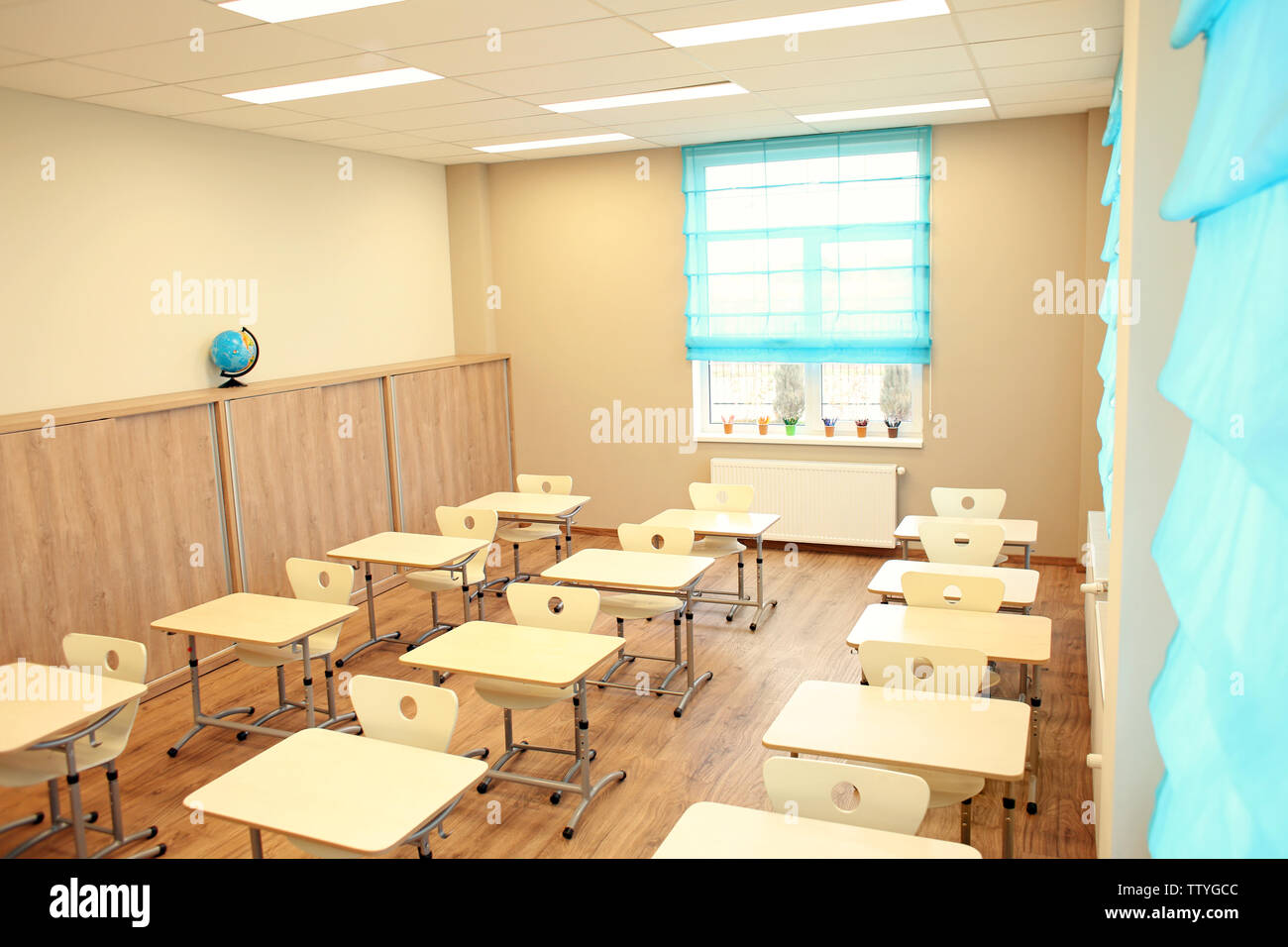 Empty classroom with chairs and desks Stock Photo - Alamy