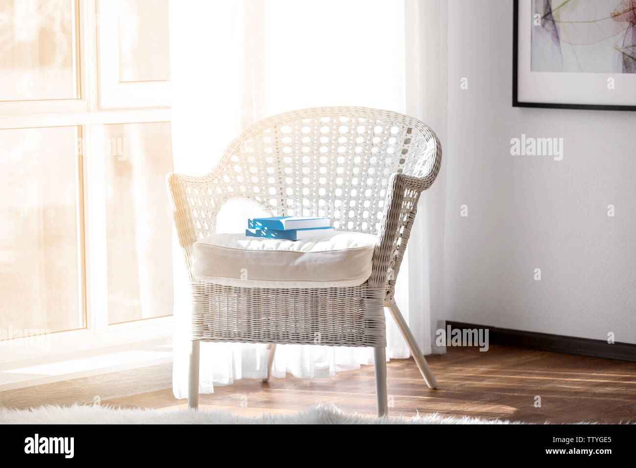 Books on chair hi-res stock photography and images - Alamy