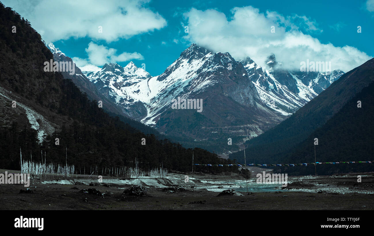 North sikkim landscape hi-res stock photography and images - Alamy