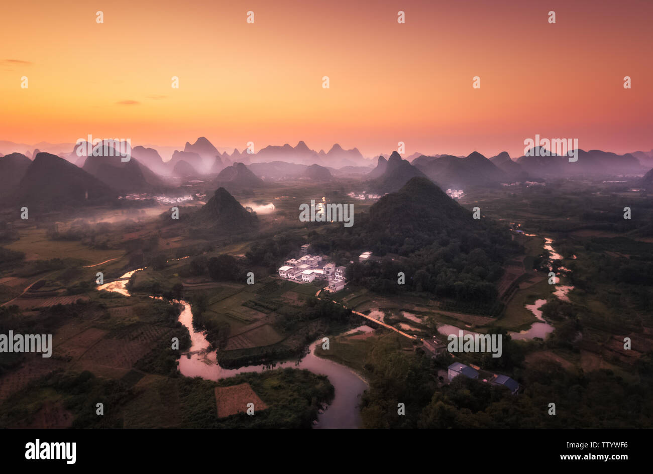 Cuiping High Resolution Stock Photography and Images - Alamy