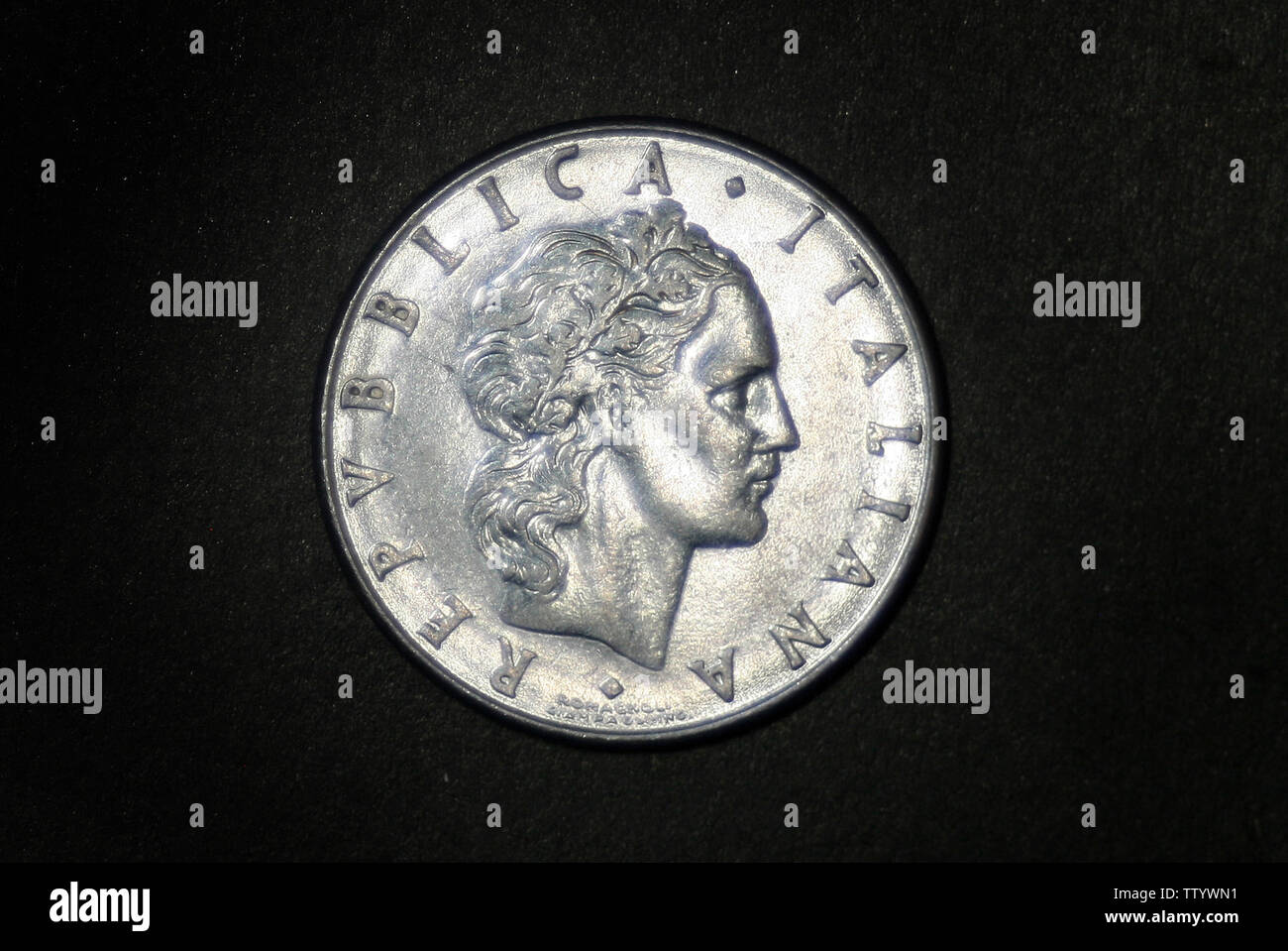 Italian lire collection hi-res stock photography and images - Alamy