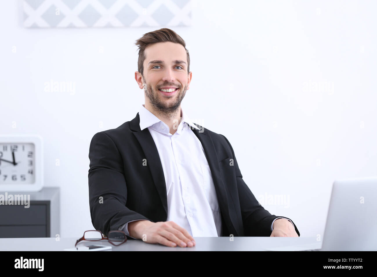 HR manager conducting job interview Stock Photo - Alamy HR manager conducting job interview Stock Photo - Alamy