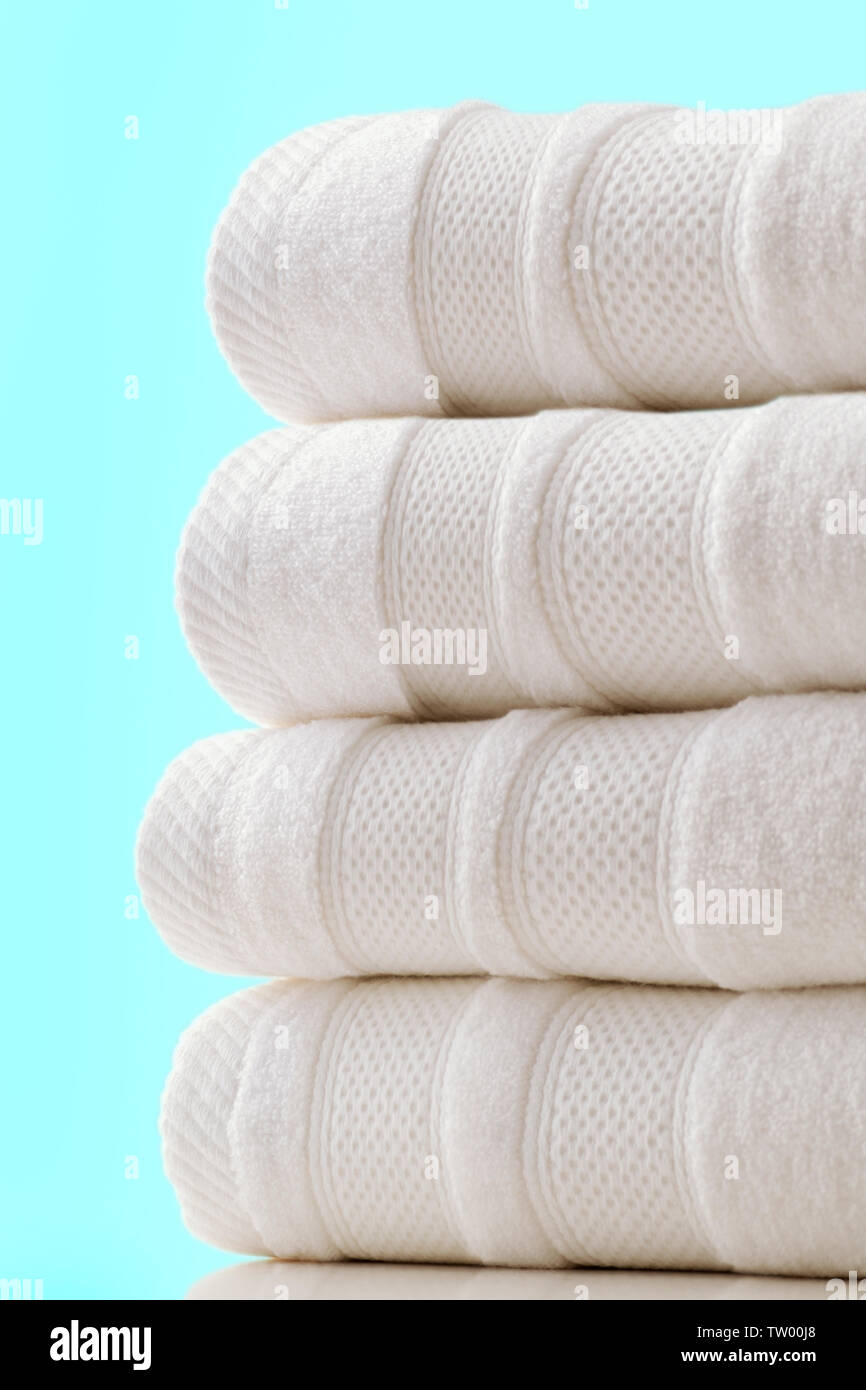 Folded laundry hi-res stock photography and images - Alamy