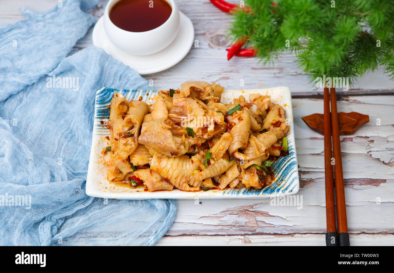 Bone-free phoenix claws Stock Photo - Alamy