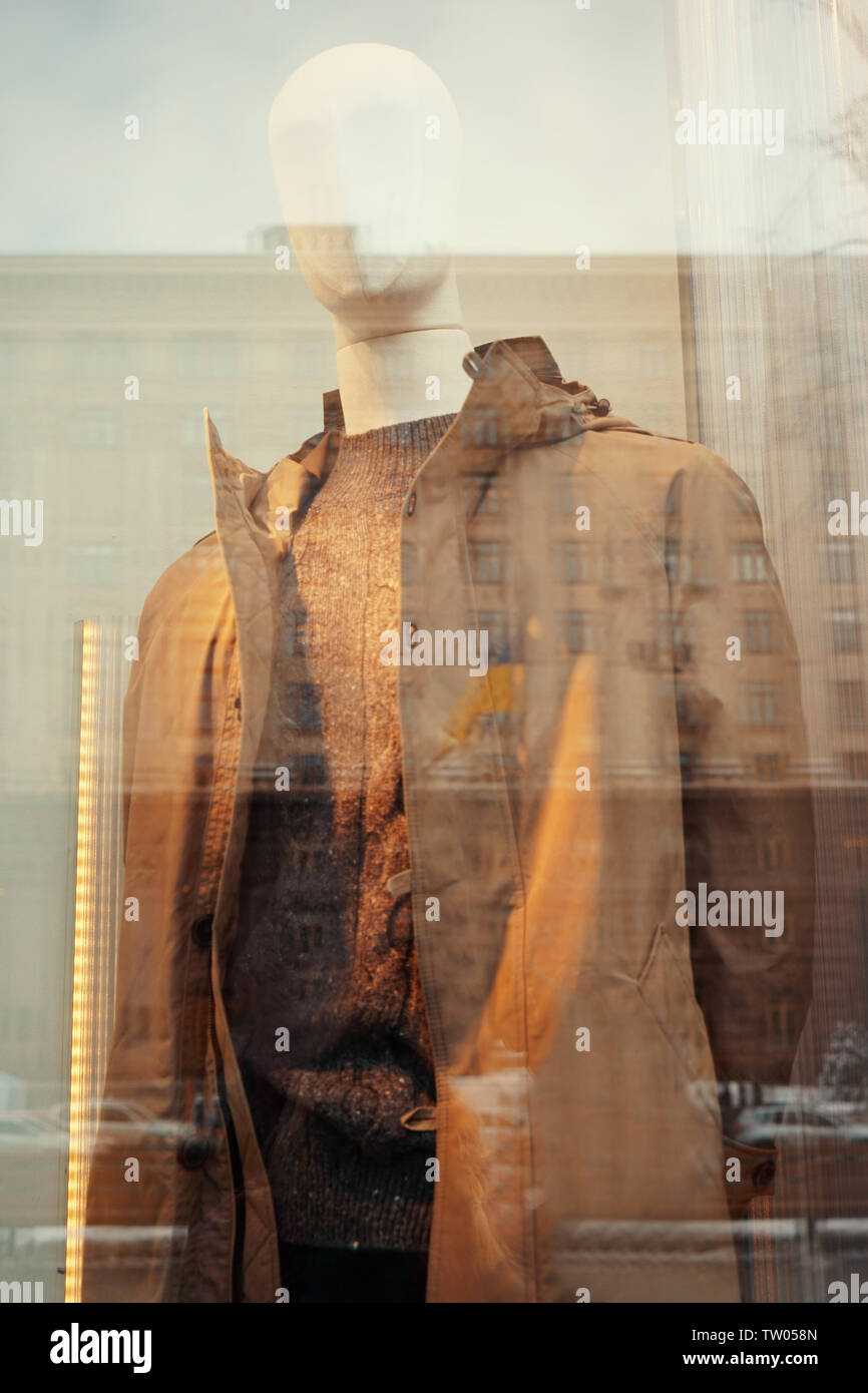 Mannequin in shop window Stock Photo - Alamy