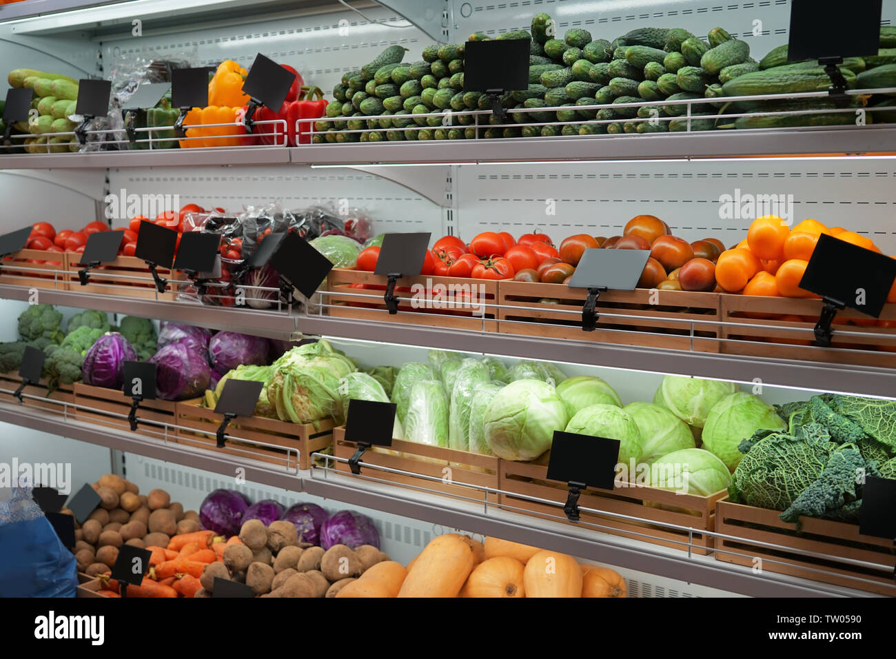 Fresh vegetables in supermarket Stock Photo - Alamy