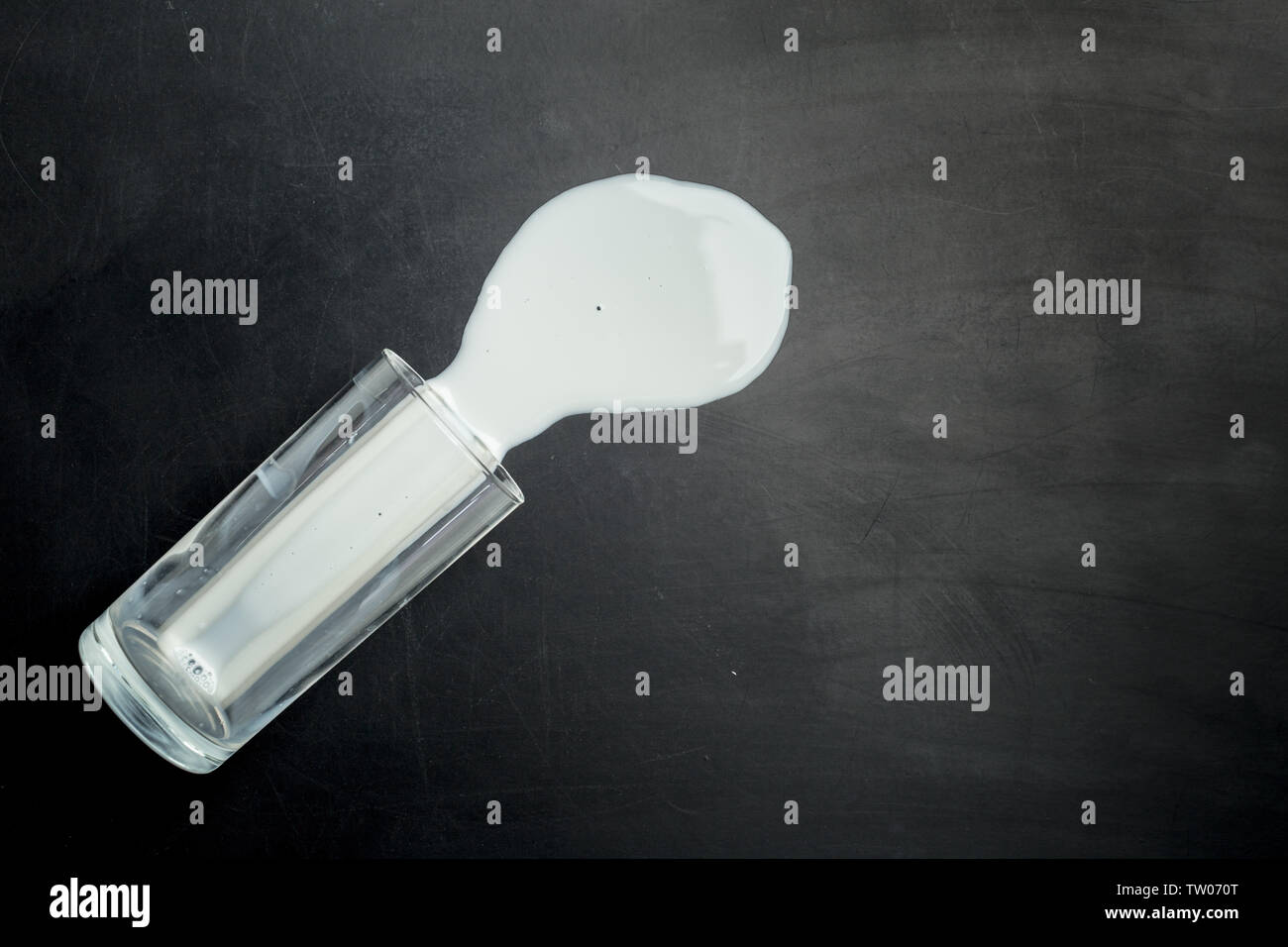 Spilt glass of milk hi-res stock photography and images - Alamy