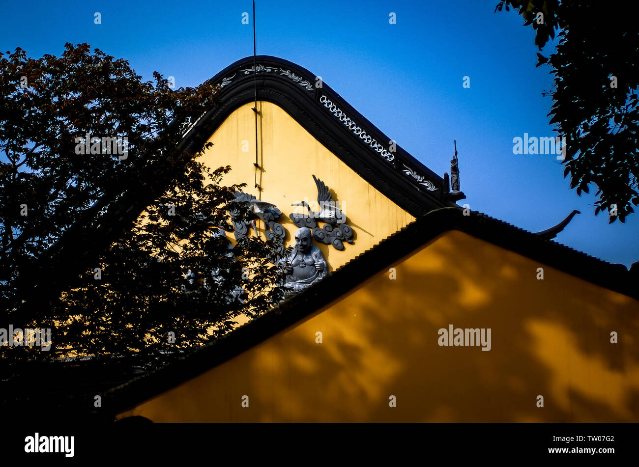 Autumn Color in Suzhou Garden Stock Photo - Alamy