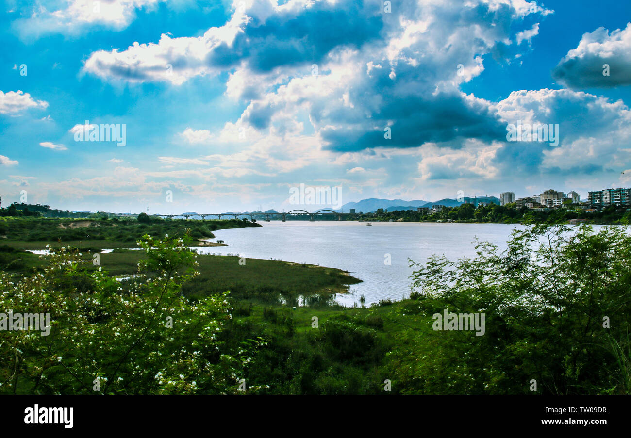 River pastoral landscapes hi-res stock photography and images - Alamy