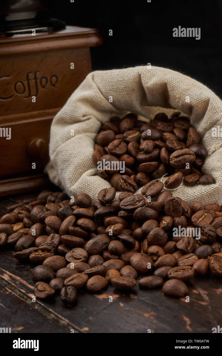 Bagged coffee beans Stock Photo - Alamy