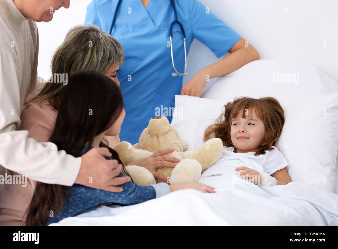 Kid visit grandmother hospital hi-res stock photography and images - Alamy