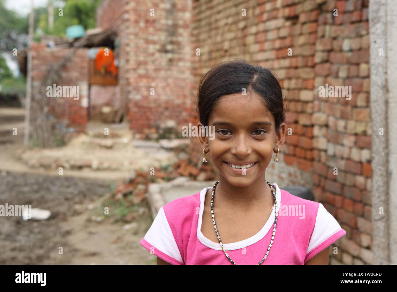 Portrait of an Indian rural girl smiling Stock Photo - Alamy