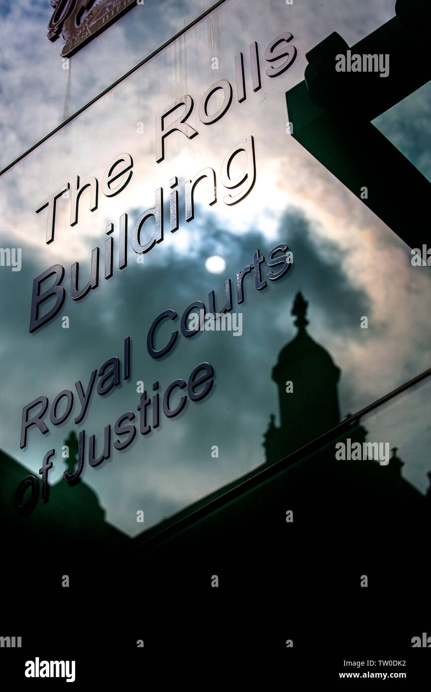 Commercial court rolls building hi-res stock photography and images - Alamy