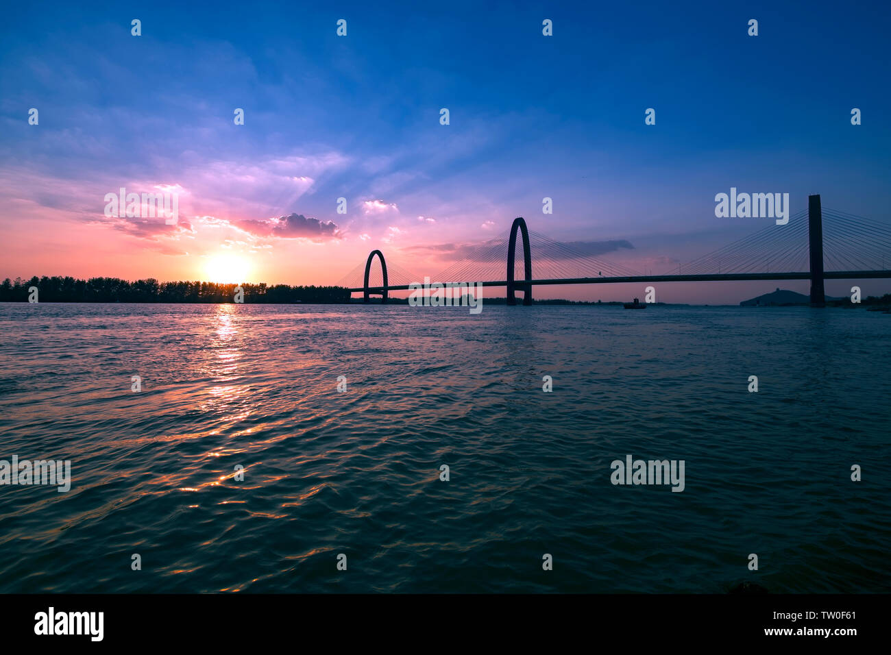 Maanshan Yangtze River Bridge Stock Photo - Alamy