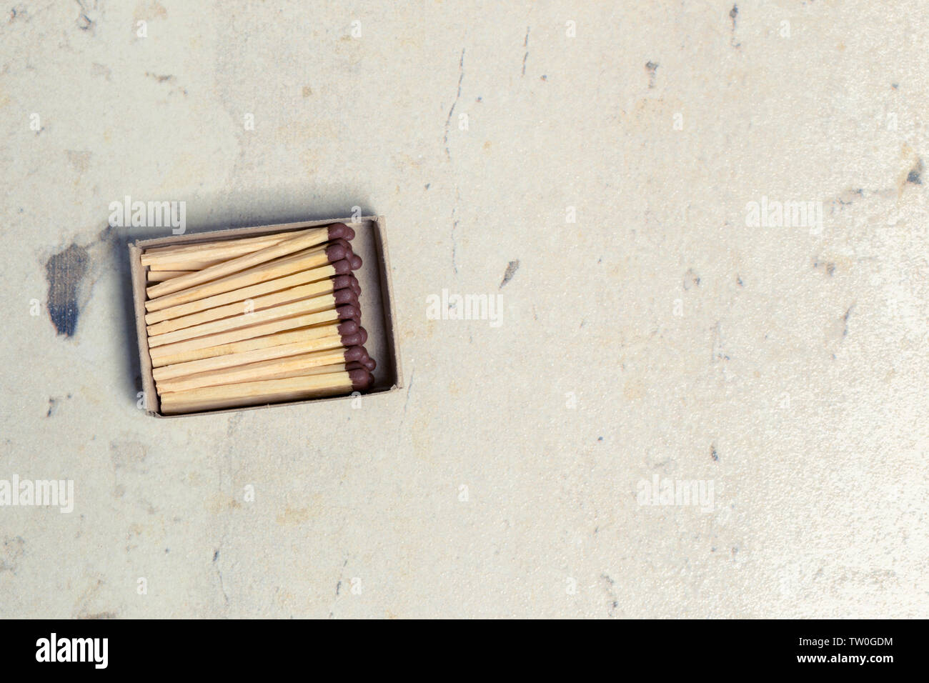 Box of matches Stock Photo - Alamy