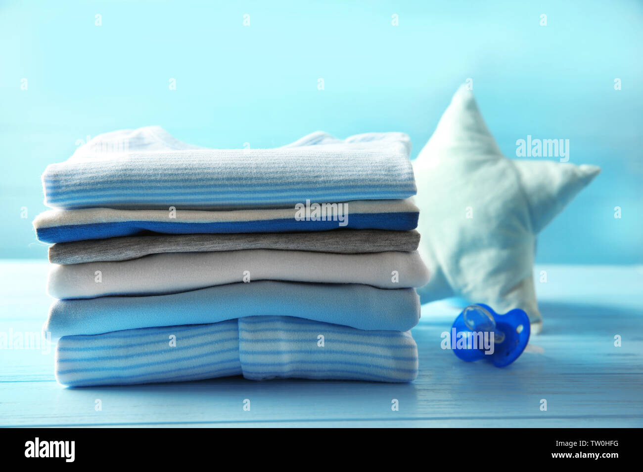 Pillow pacifier hi-res stock photography and images - Alamy