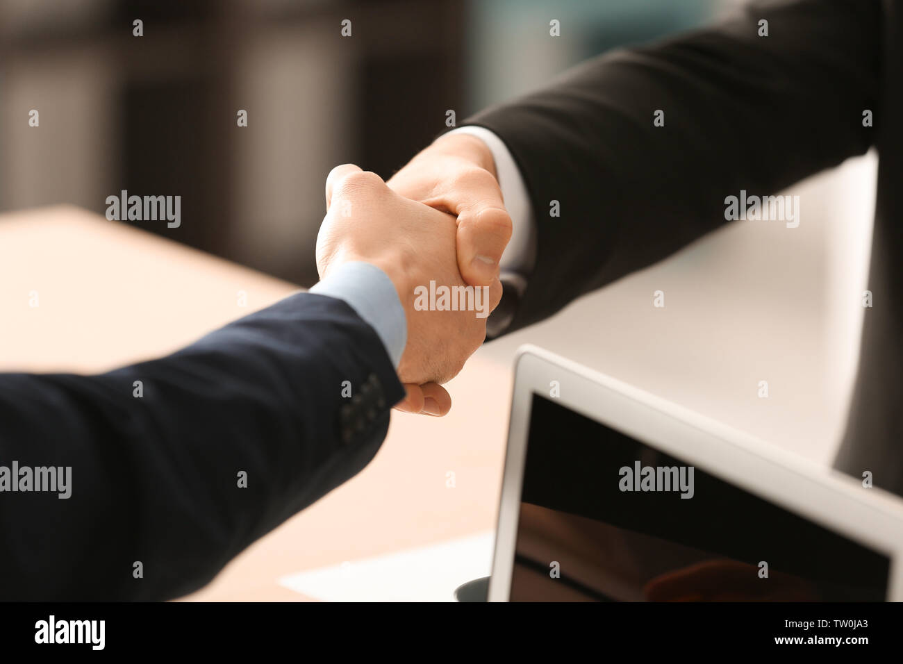 Handshake recruit hi-res stock photography and images - Alamy