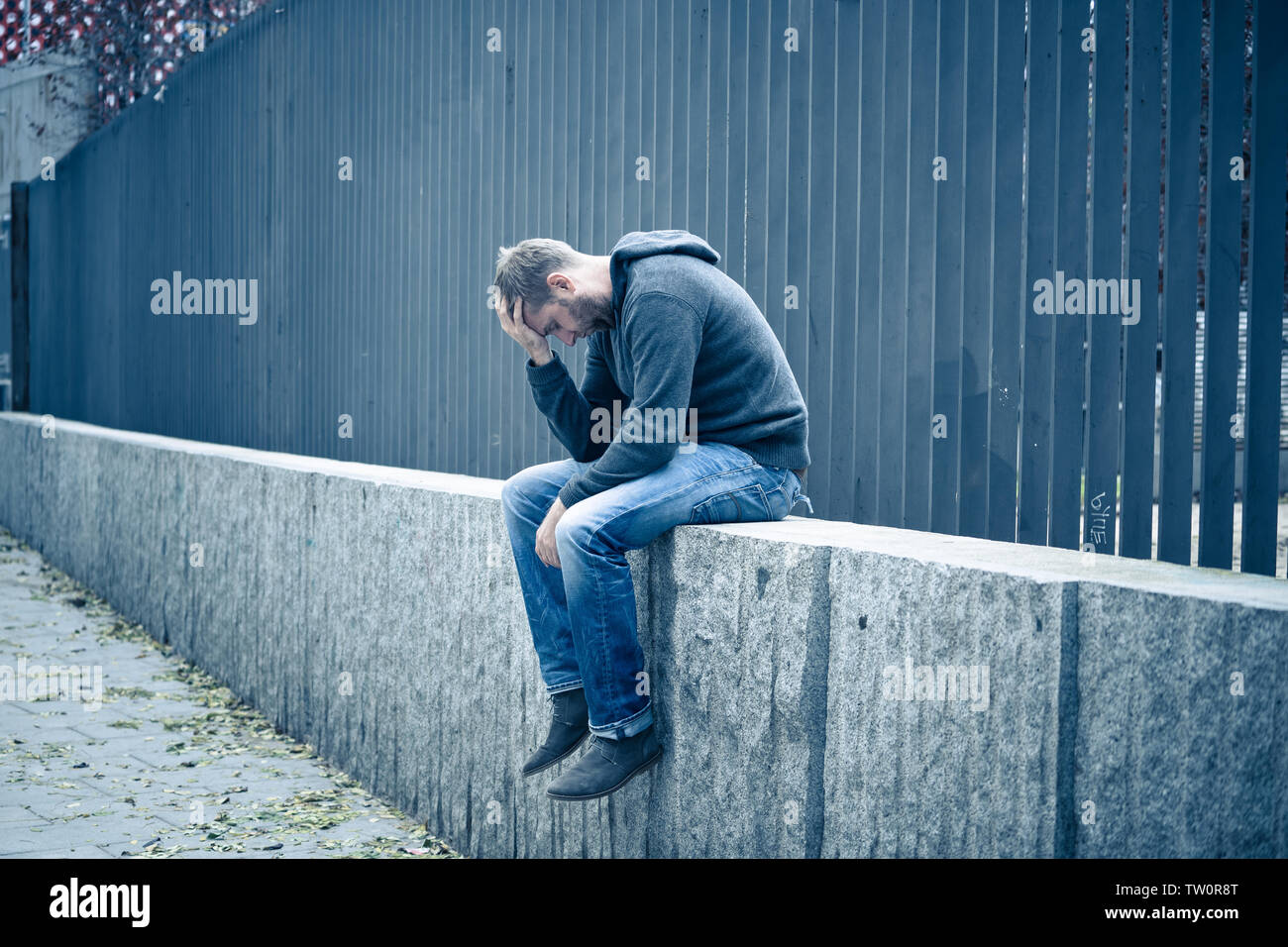 Stress sitting man alone hi-res stock photography and images - Alamy