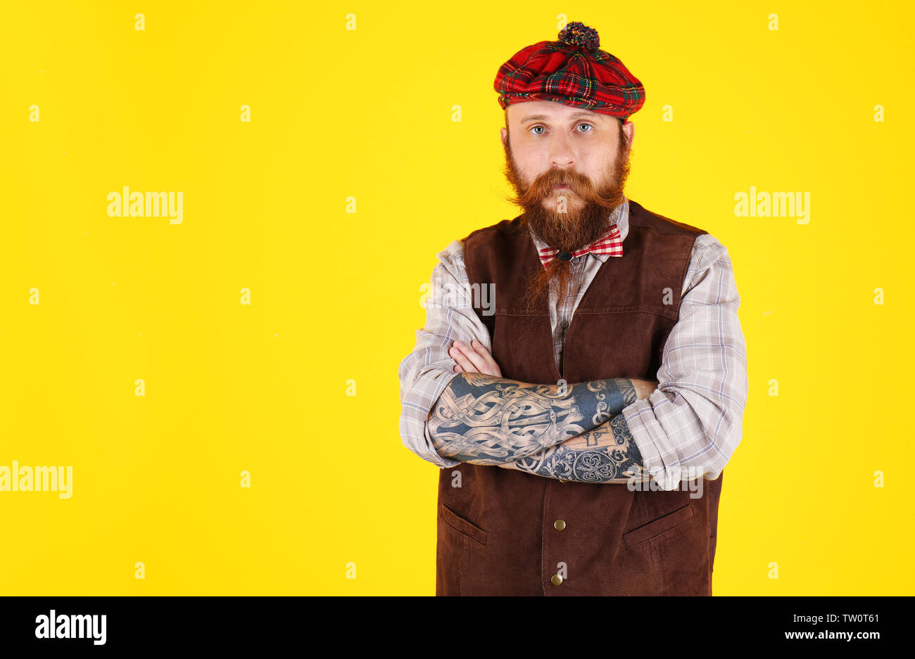 Bearded guy in plaid hi-res stock photography and images - Alamy