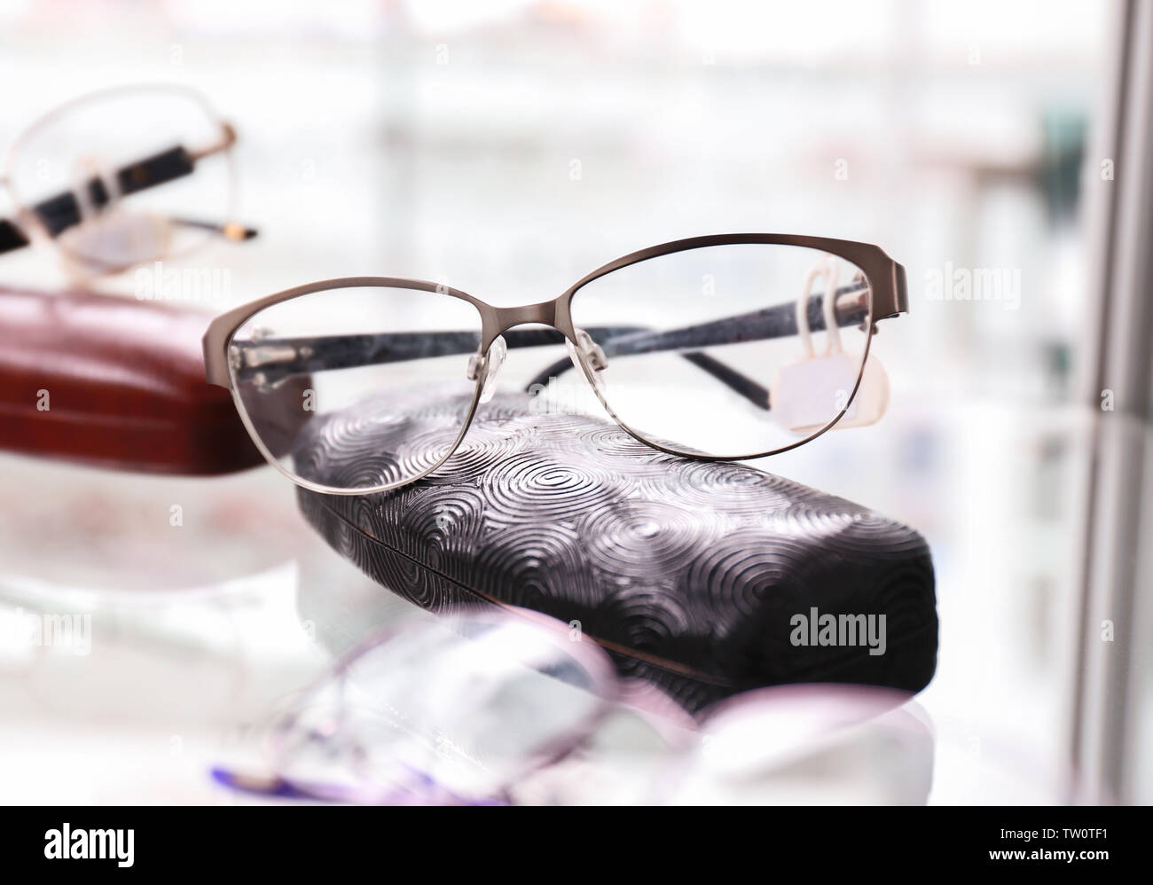 Spectacle shop hi-res stock photography and images - Alamy