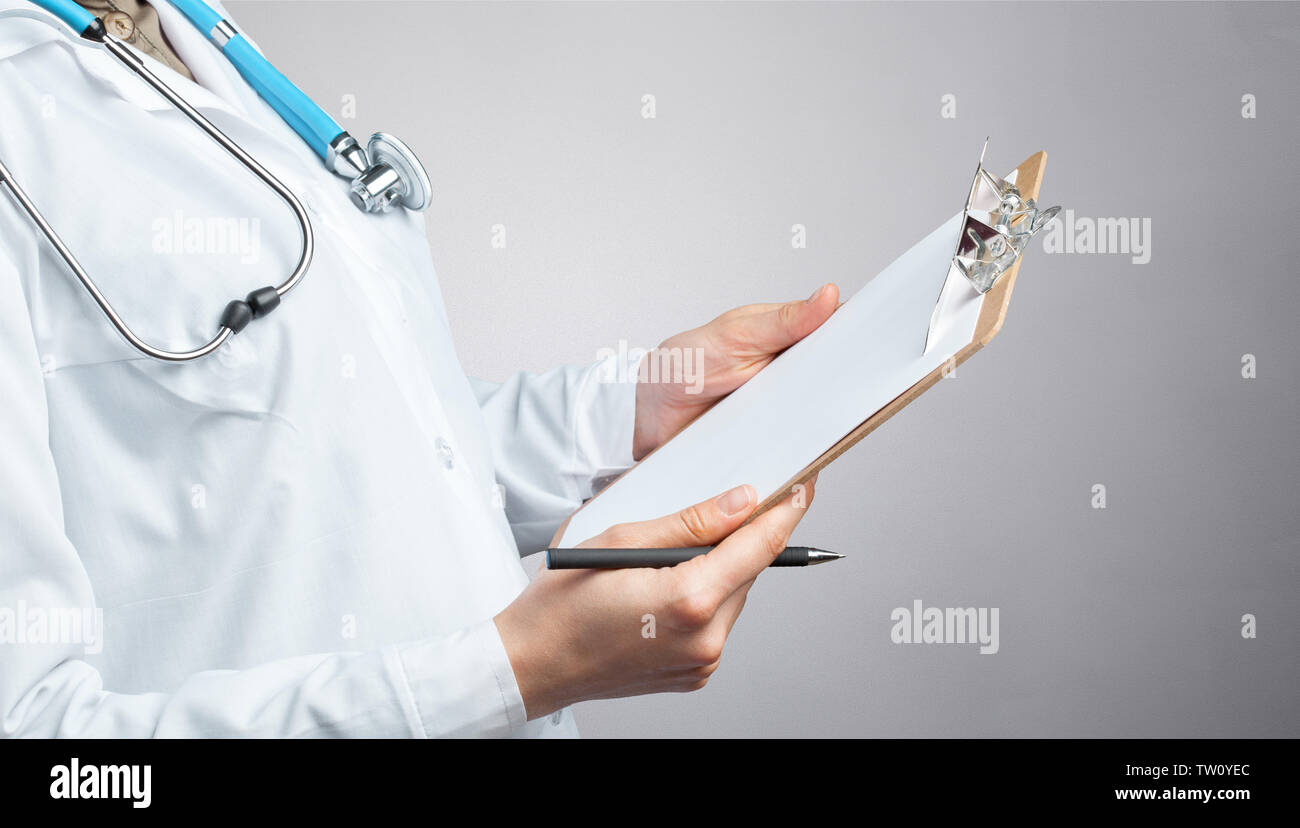 Hands of medical doctor Stock Photo - Alamy