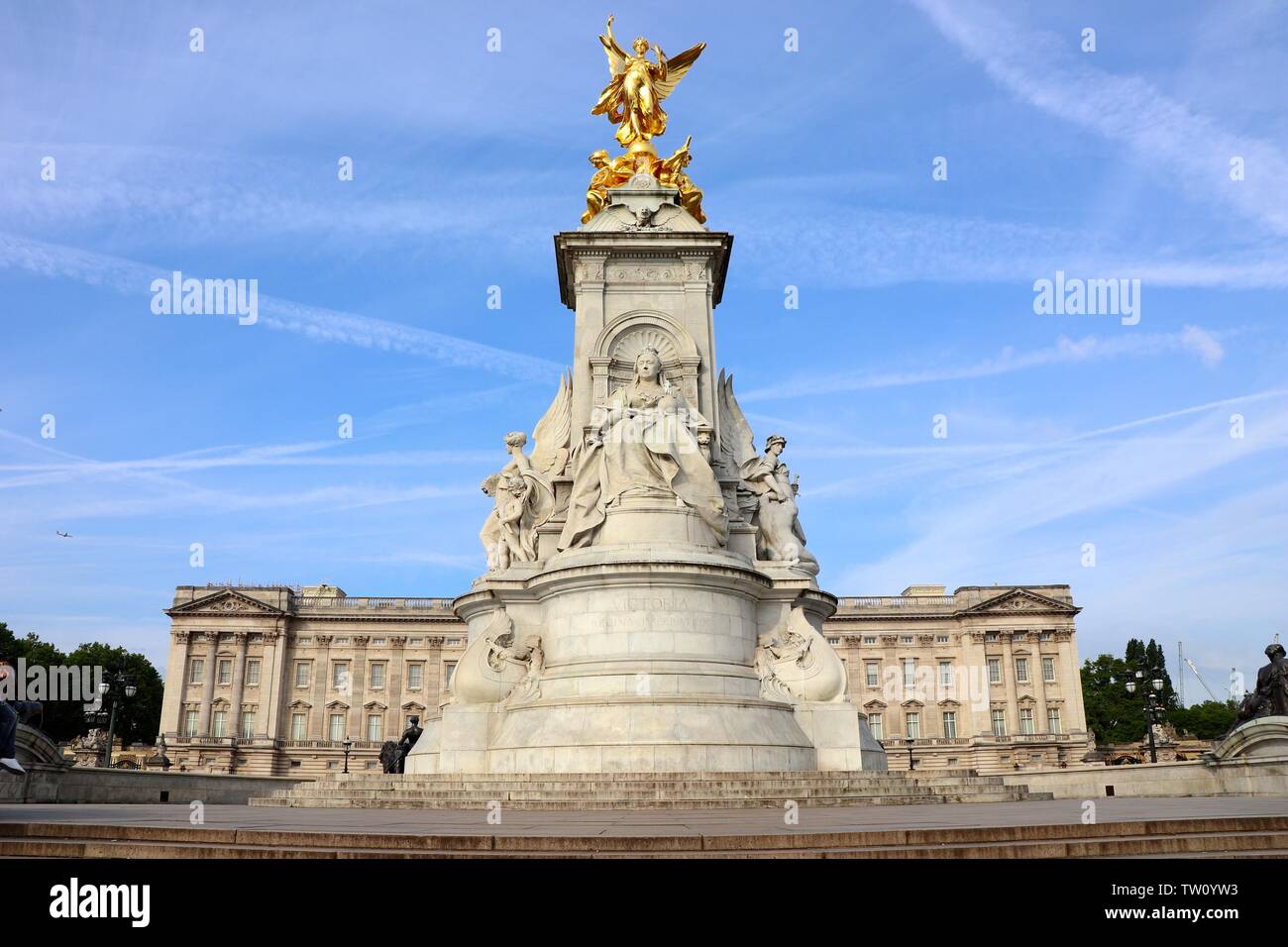 1837 buckingham palace hi-res stock photography and images - Alamy
