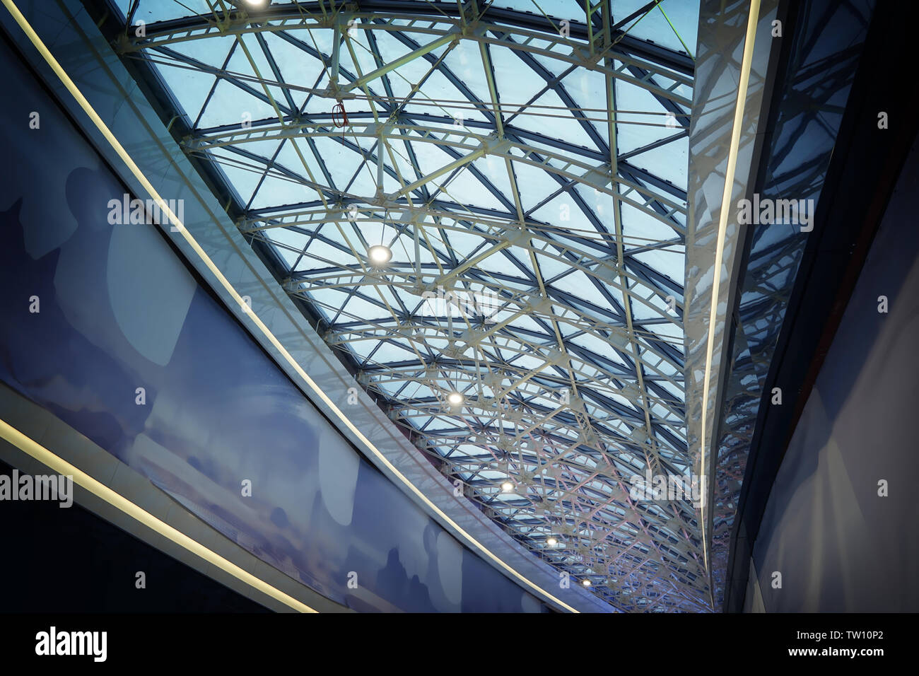 Roof of modern shopping mall Stock Photo - Alamy