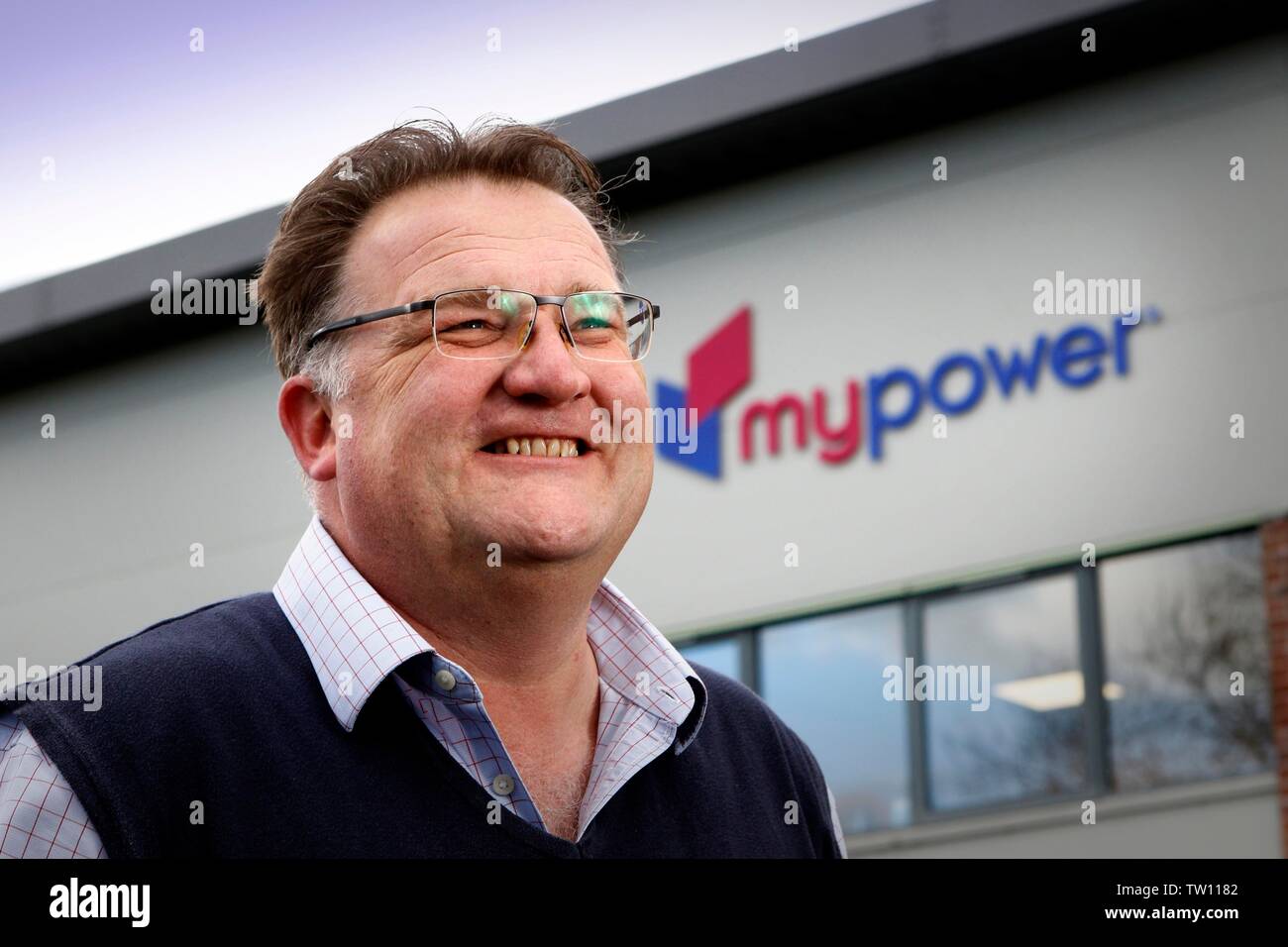 Low carbon electricity systems hi-res stock photography and images - Alamy