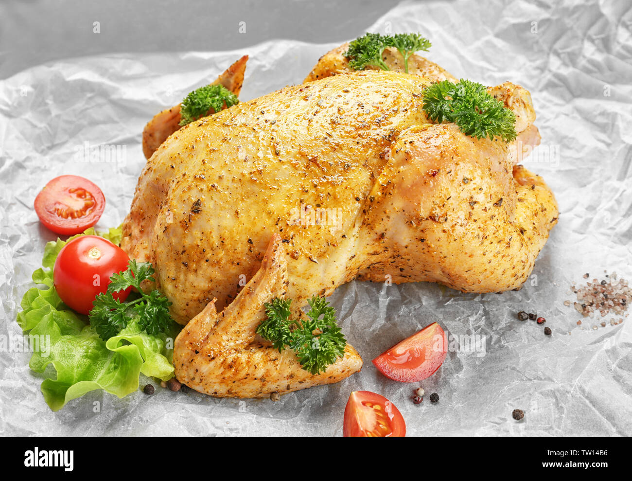 Whole chicken parchment hi-res stock photography and images - Alamy