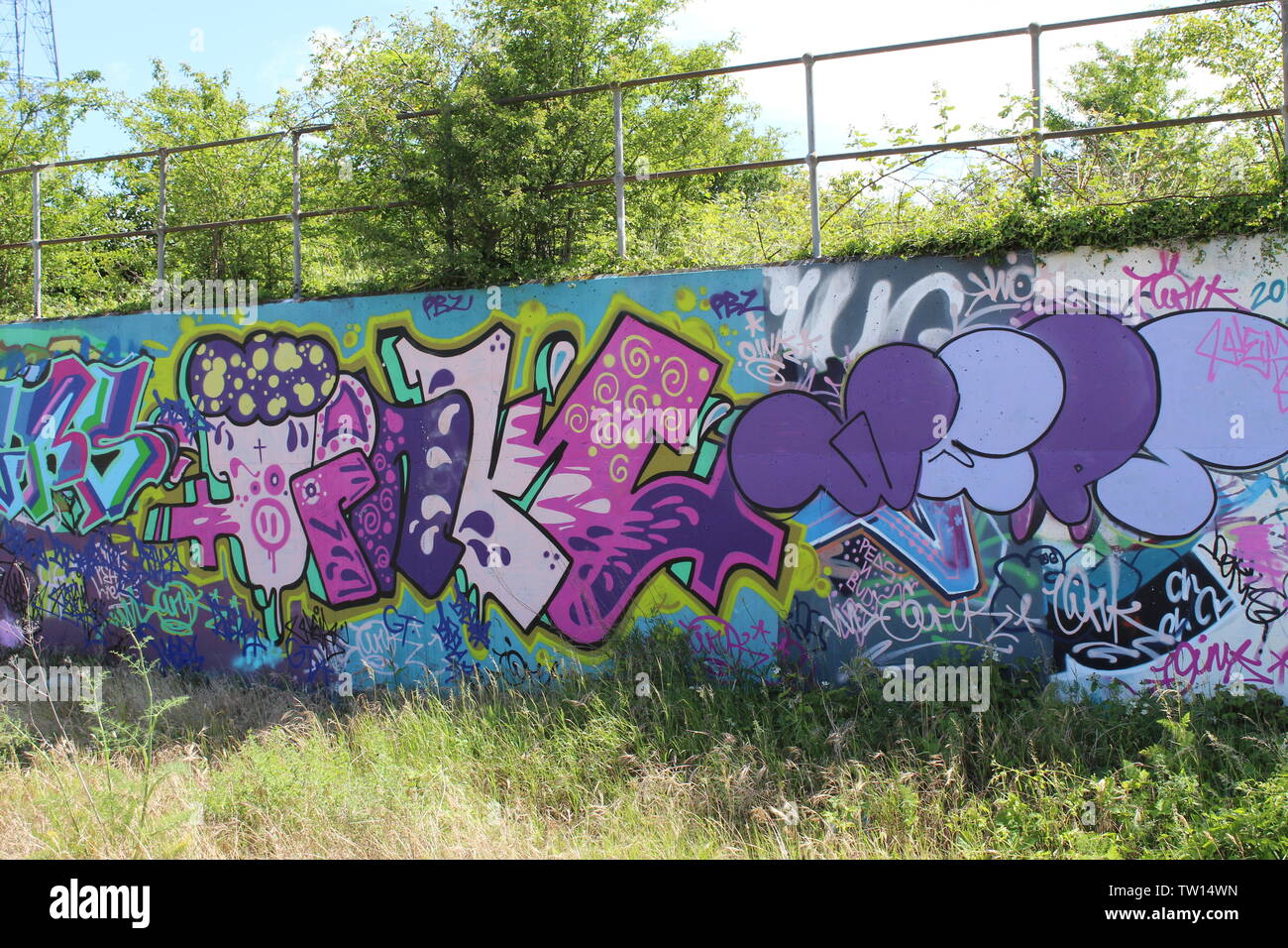Crime graffiti hi-res stock photography and images - Alamy
