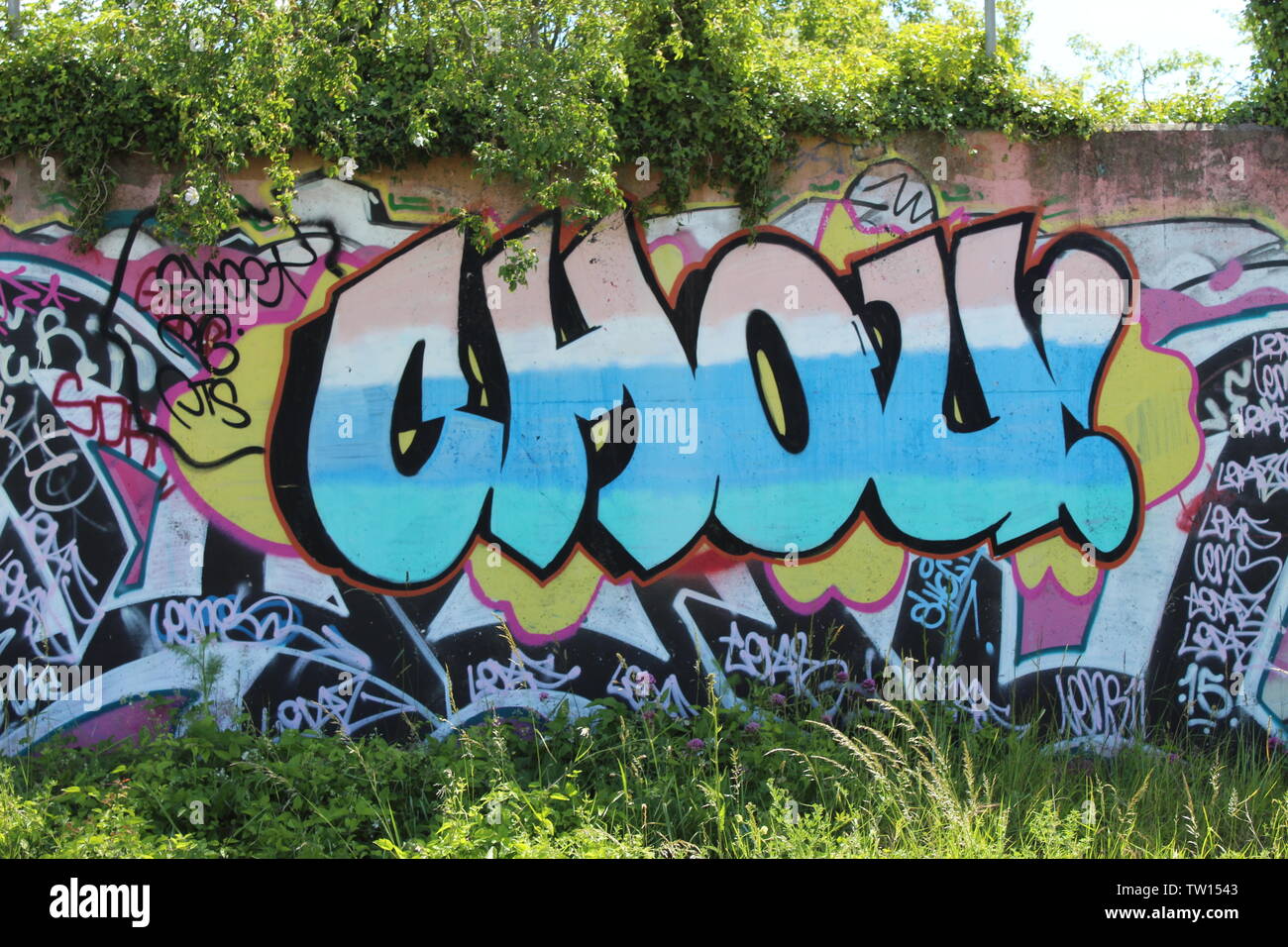 Crime graffiti hi-res stock photography and images - Alamy