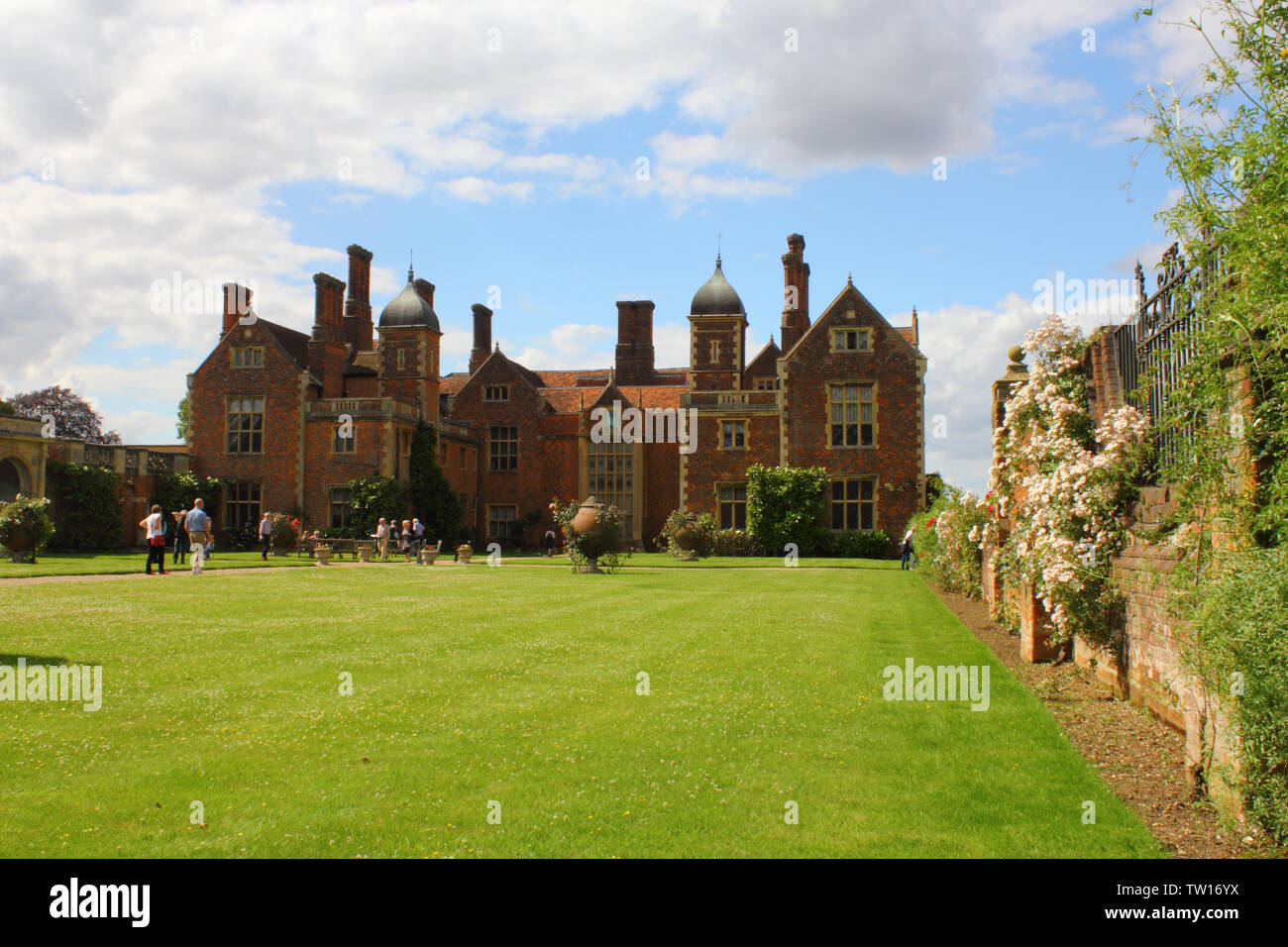Jacobean estate hi-res stock photography and images - Alamy