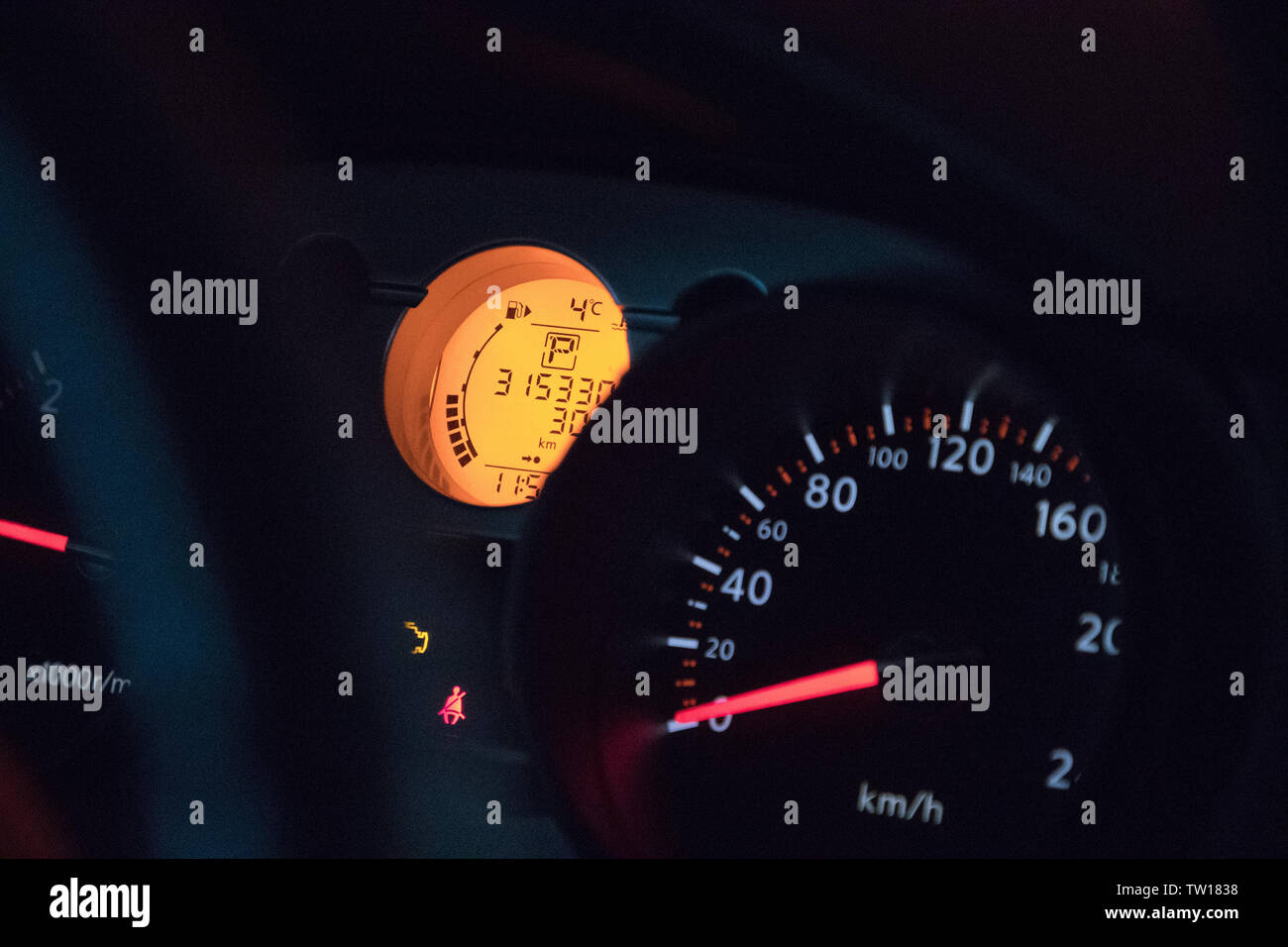 Traffic dashboard hi-res stock photography and images - Alamy
