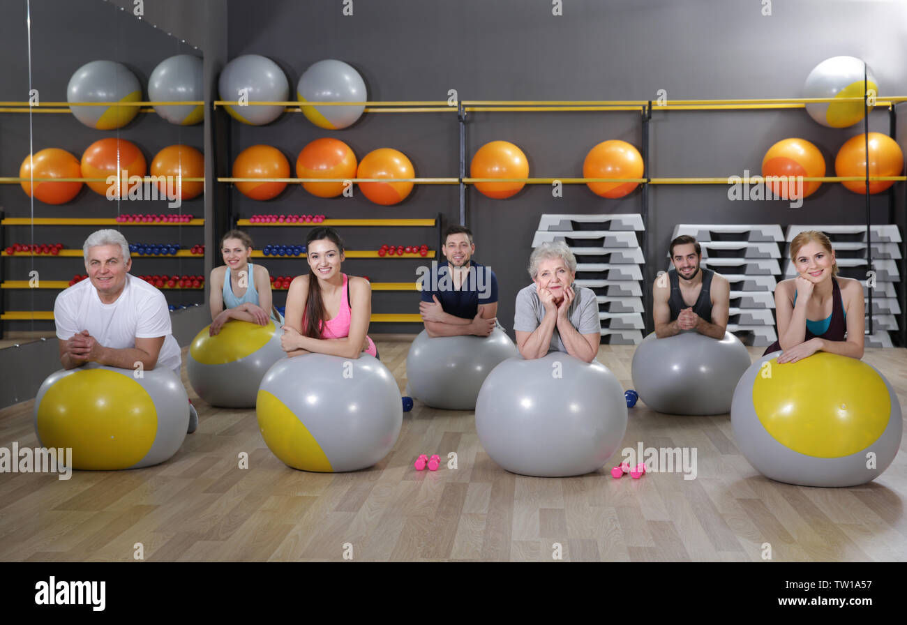 Different age people in gym hi-res stock photography and images - Alamy
