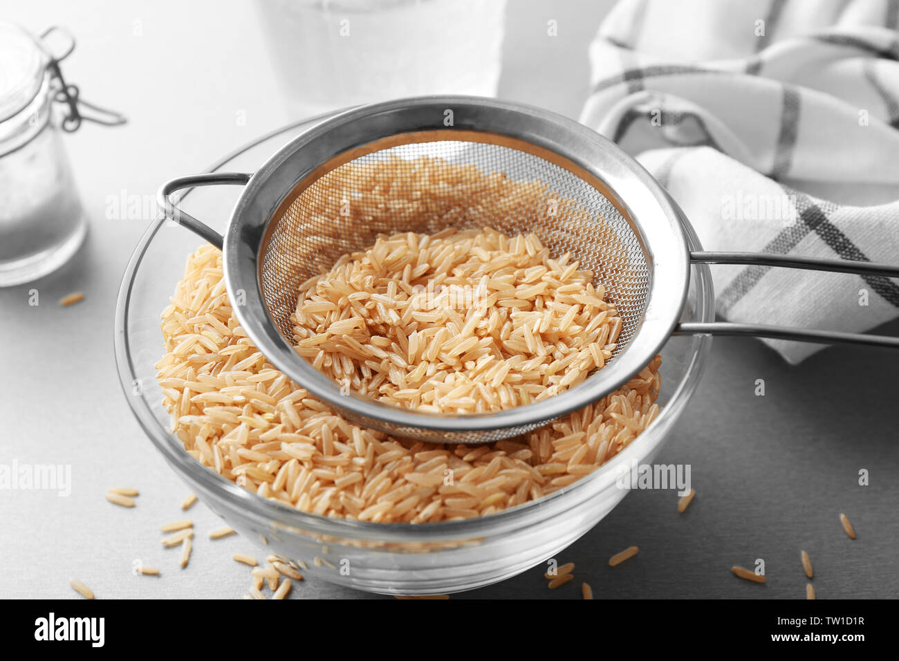 Rice sieve hi-res stock photography and images - Alamy