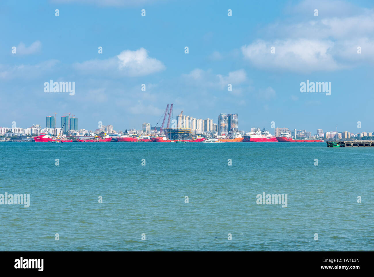 Zhanjiang port ship hi-res stock photography and images - Alamy