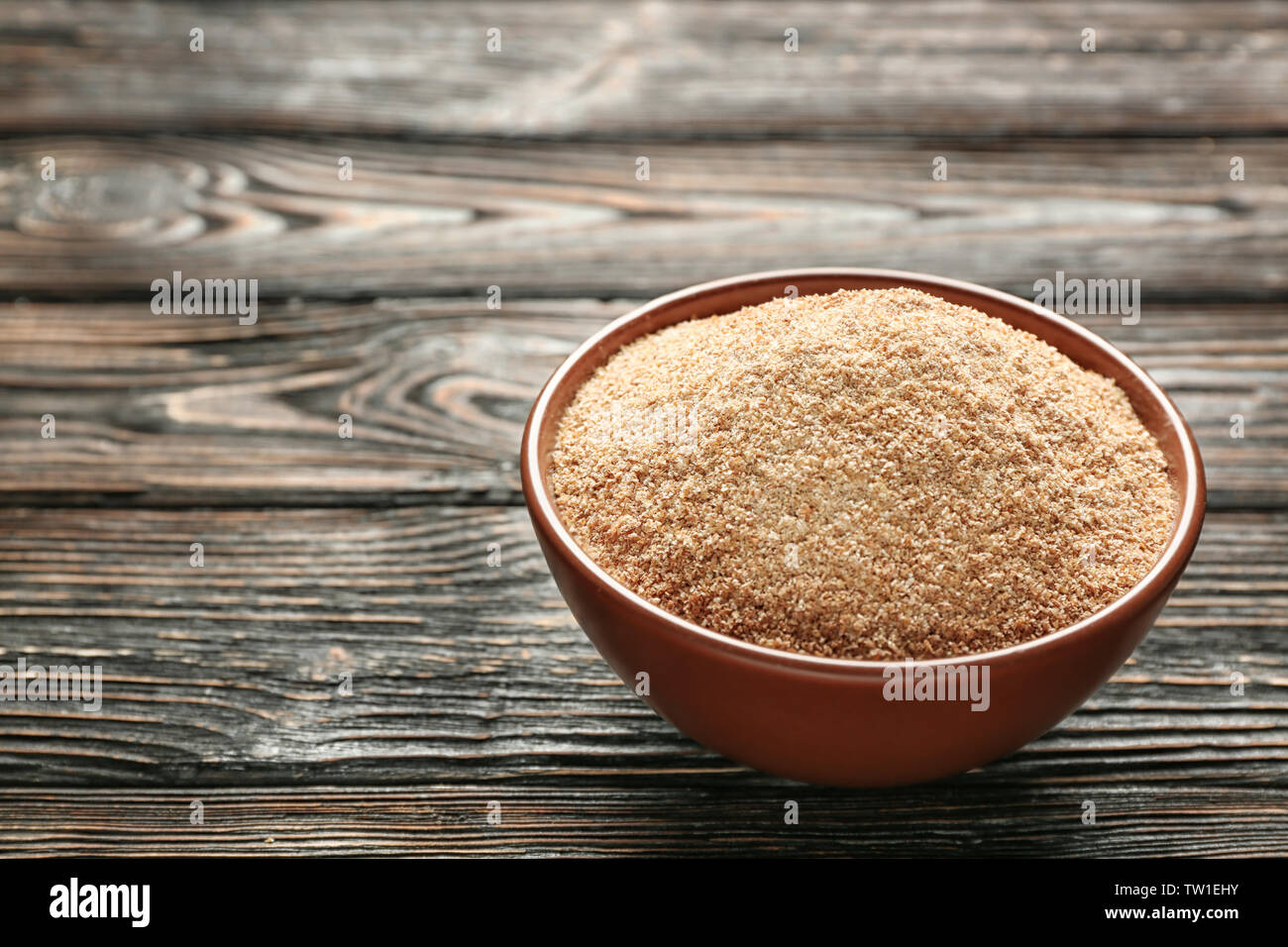 Crumbing table hi-res stock photography and images - Alamy