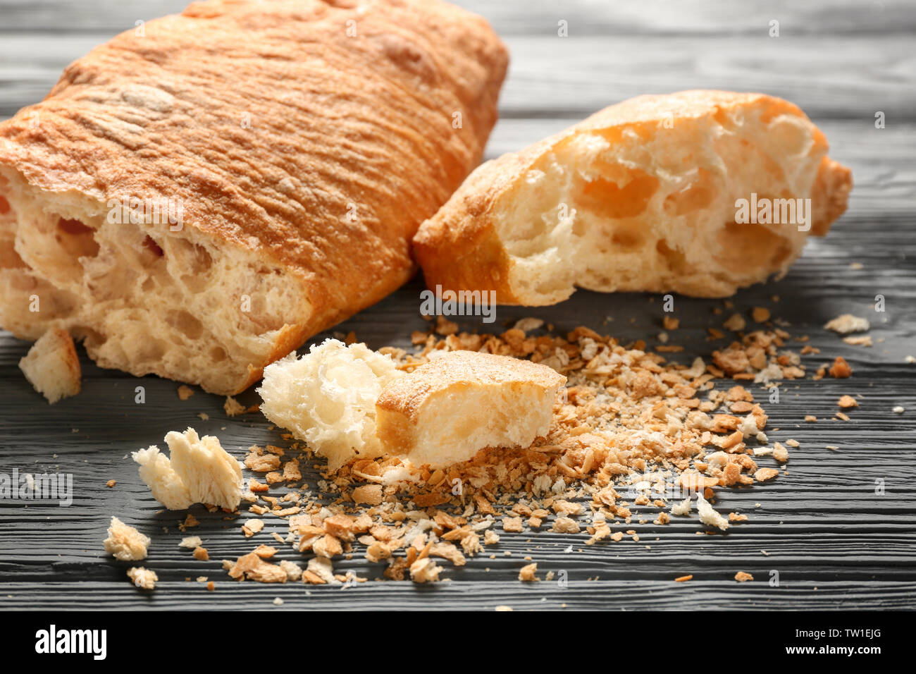 Crumbing table hi-res stock photography and images - Alamy