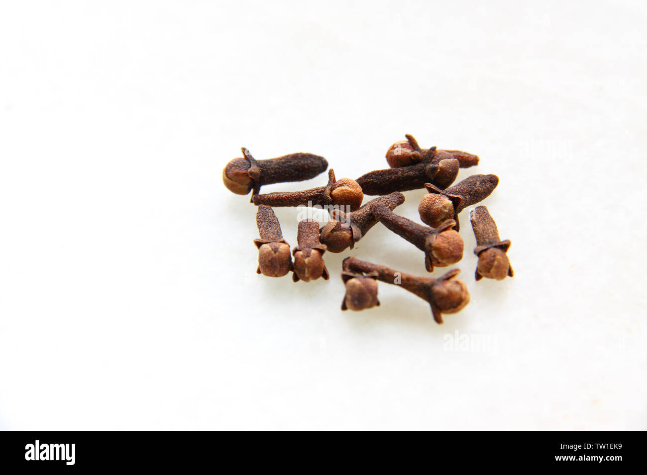 Cloves cut out hi-res stock photography and images - Alamy