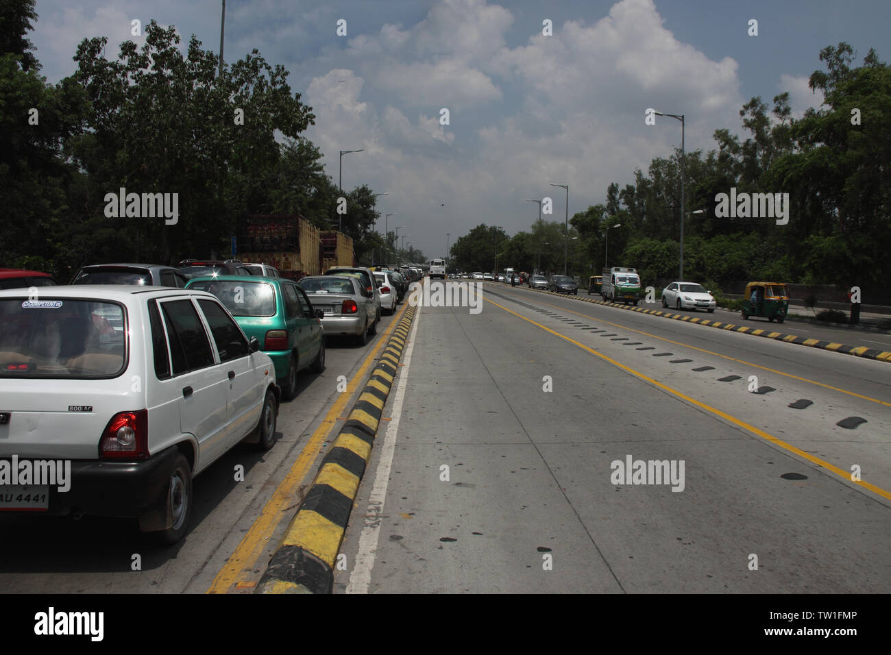 Indian road highways hi-res stock photography and images - Alamy