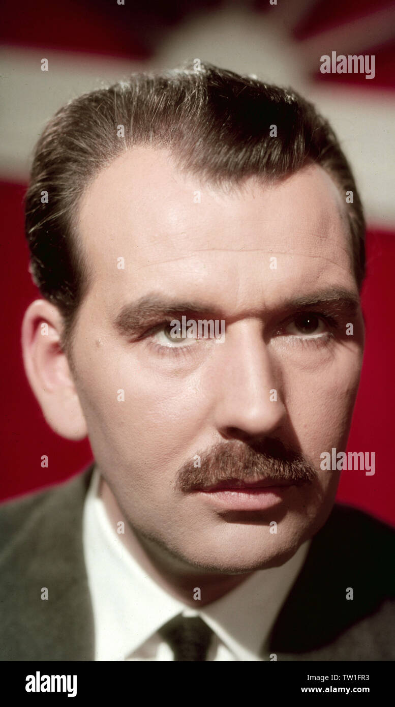 Bernhard Wicki, Schweizer Schauspieler und Regisseur, Deutschland Ende ...