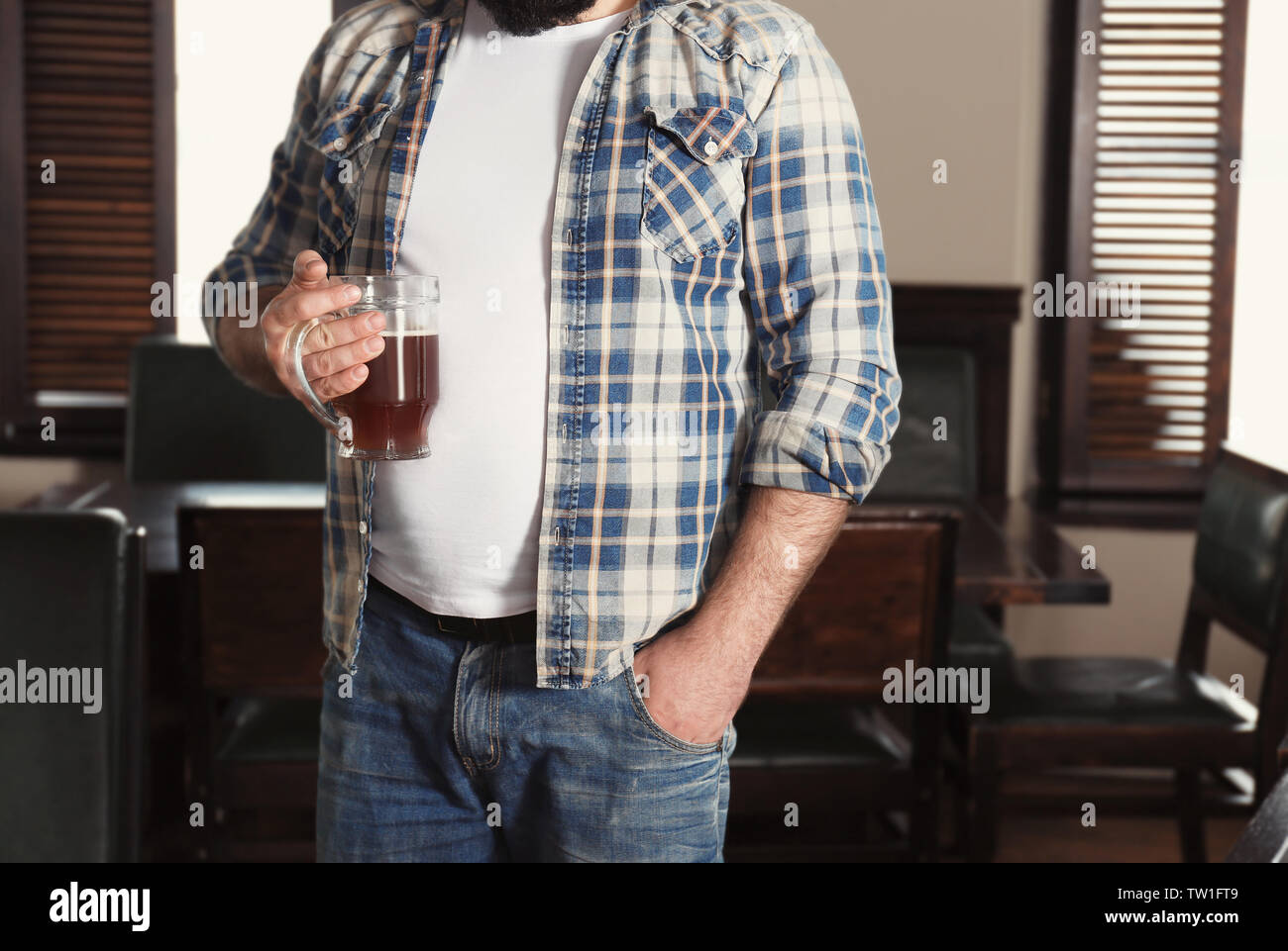 Beer belly sick hi-res stock photography and images - Alamy