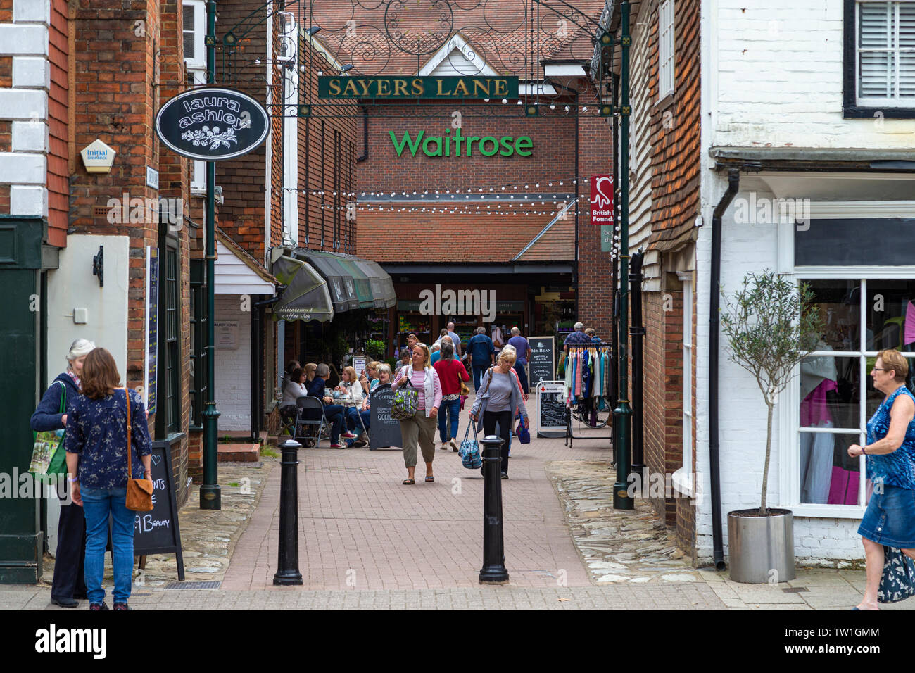 Waitrose, Sayers lane, high street store front, people shopping ...